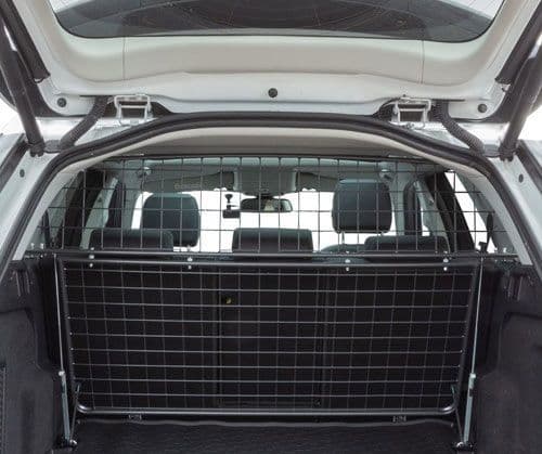 Discovery Sport - Half Height Dog Guard - Travall