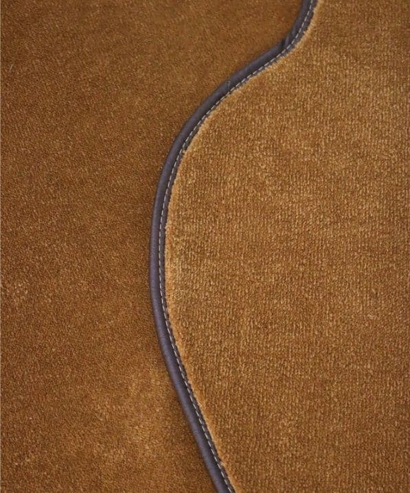 Range Rover Classic 2 Door R/H Front Carpet Set