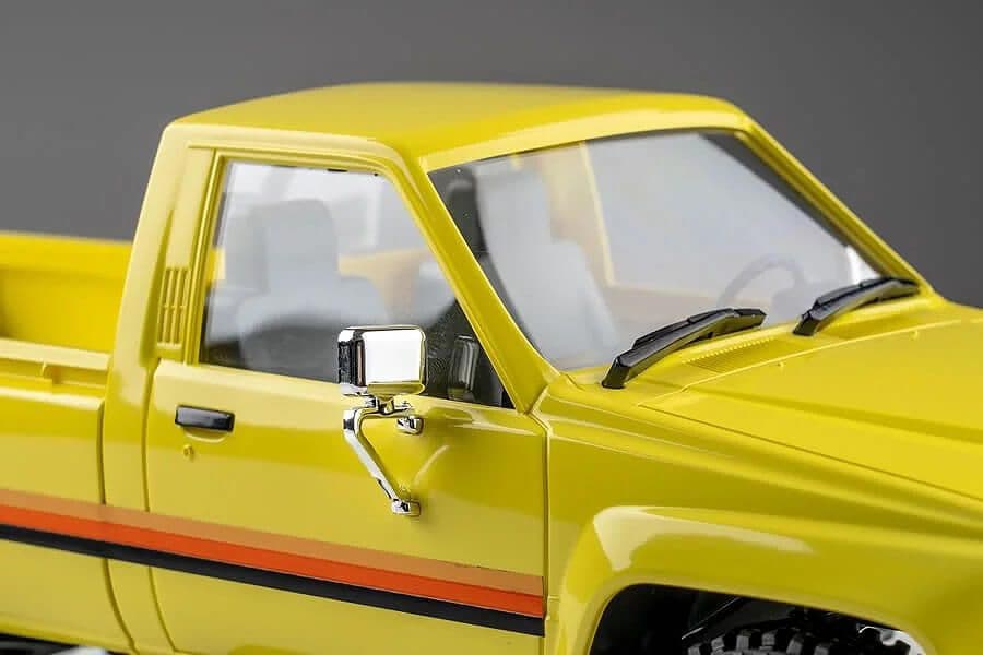 FMS Toyota Hilux 1/18th Scaler RTR FMS11816