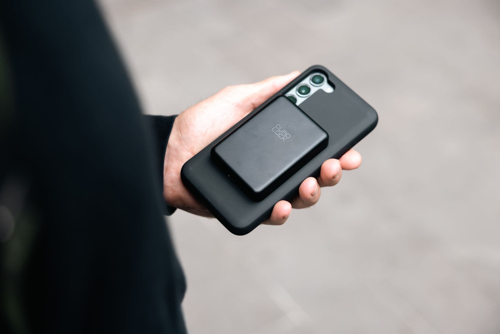 Quadlock Mag Wireless Battery Pack
