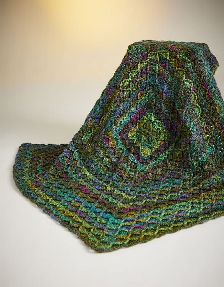 Sirdar Blanket Crochet Pattern in Jewelspun Aran - 10724