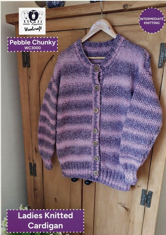 Woolcraft Ladies Cardigan Knitting Pattern in Pebble Chunky 3000