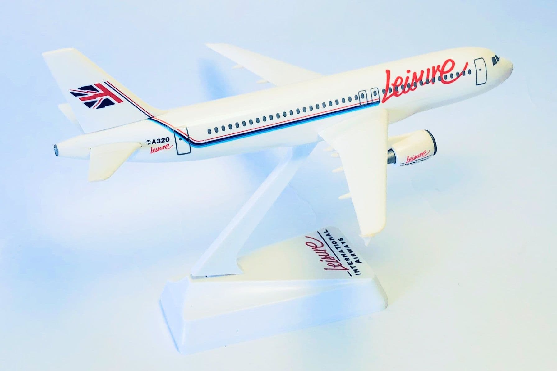 Airbus A320 Leisure International Airways Flight Miniatures Model Scale ...