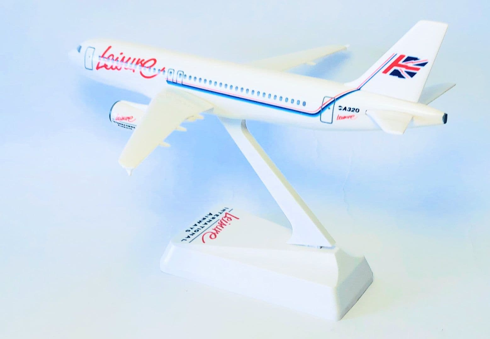 Airbus A320 Leisure International Airways Flight Miniatures Model Scale ...