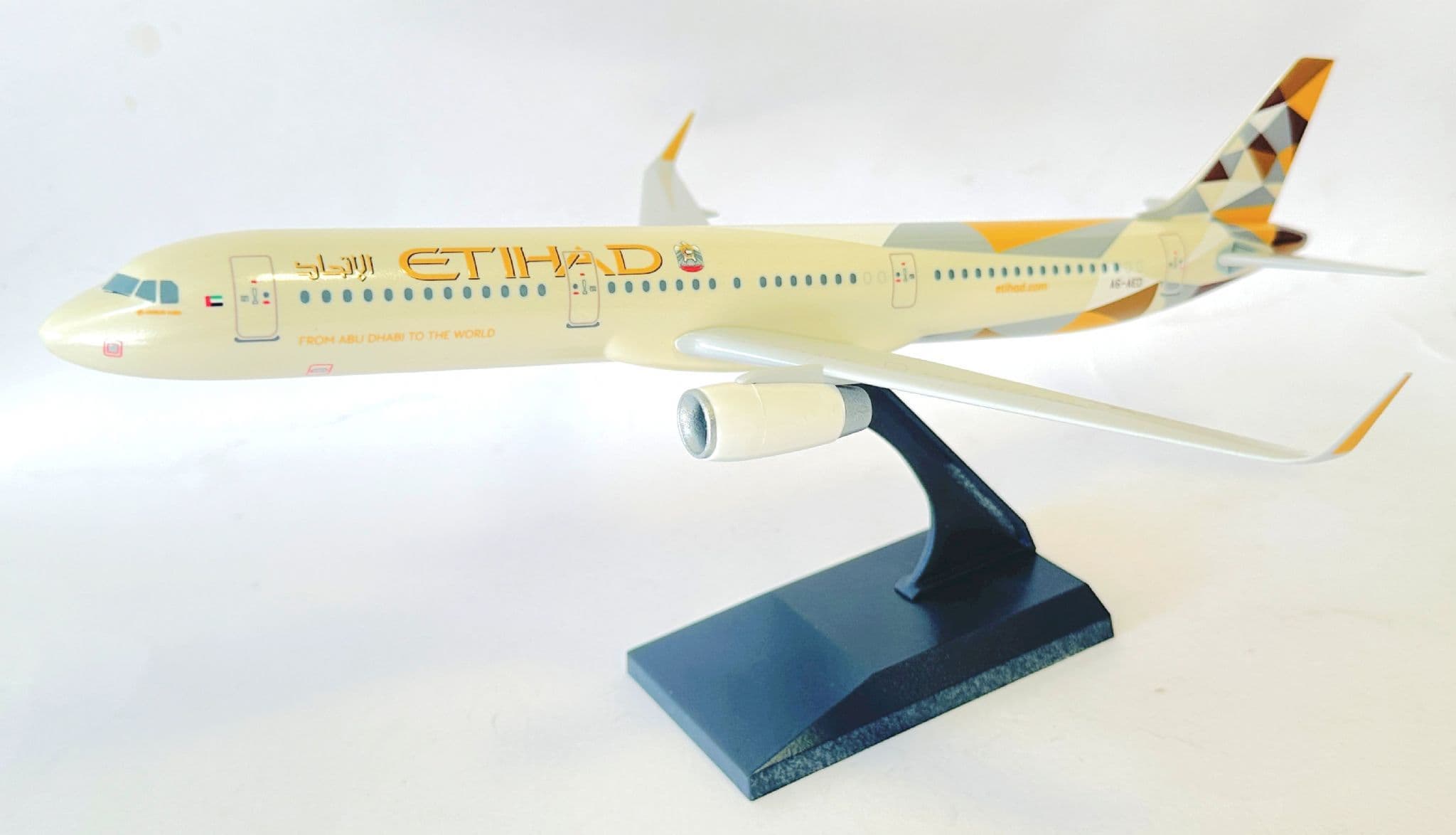 Airbus A321 Etihad Airways Premium Skymarks ABS Collectors Model 1 150 ...