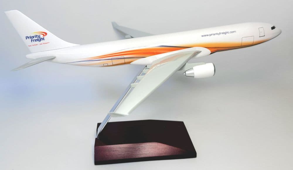 Airbus A330-200 Priority Freight Lupa Snap Fit Collectors Model Scale 1 200