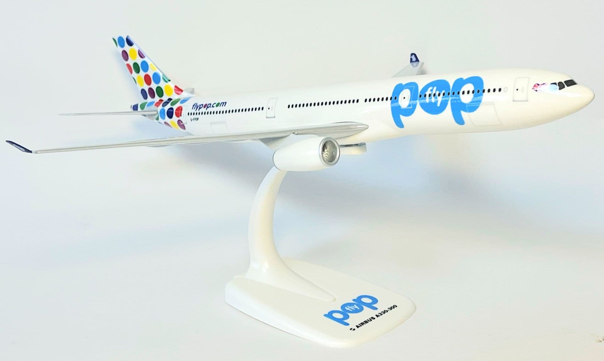 Airbus A330-300 FlyPop Fly Pop Snap Fit Airliner Collectors Model Scale ...