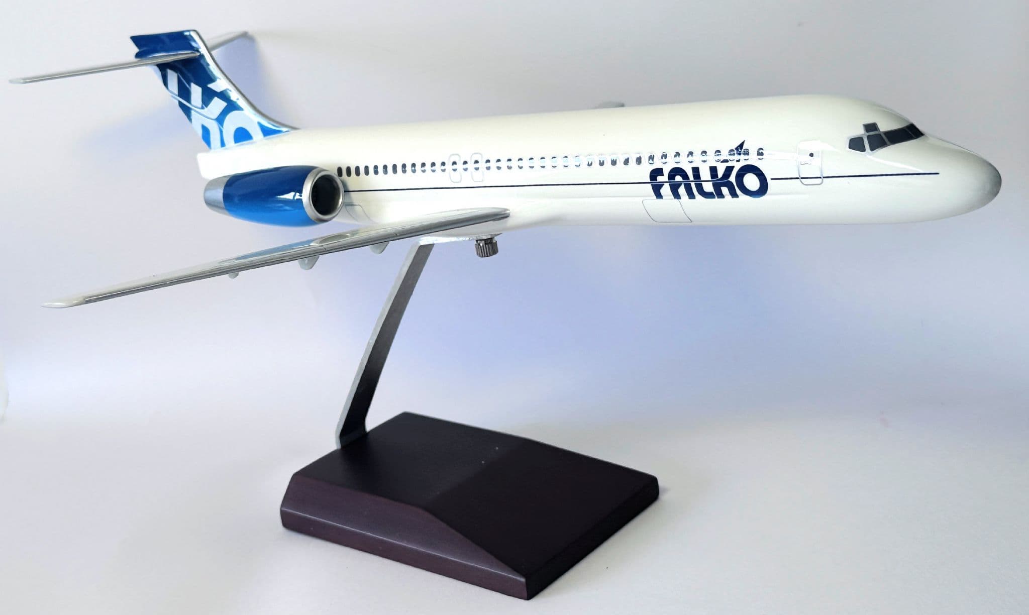 Boeing 717 Falko Asset Management Corporate Collectors Model Scale 1 80