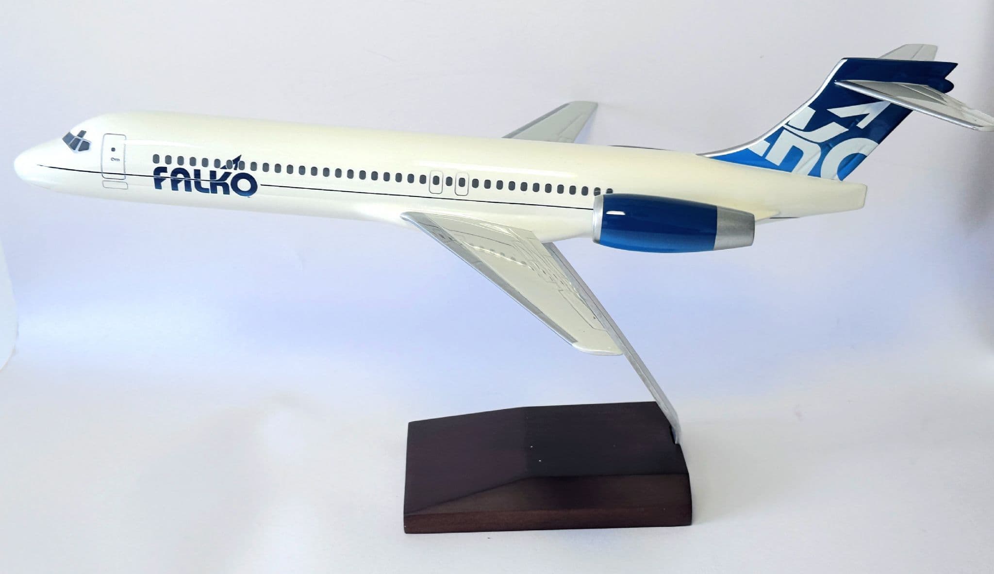Boeing 717 Falko Asset Management Corporate Collectors Model Scale 1 80