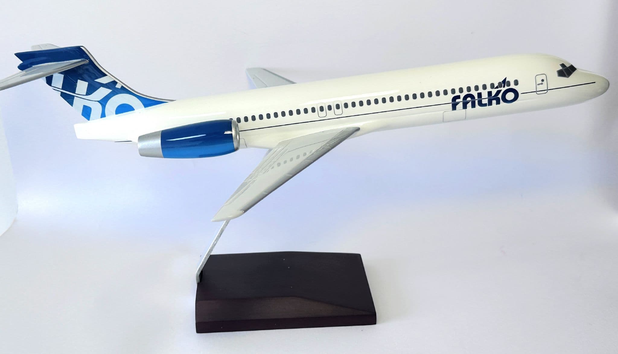 Boeing 717 Falko Asset Management Corporate Collectors Model Scale 1 80
