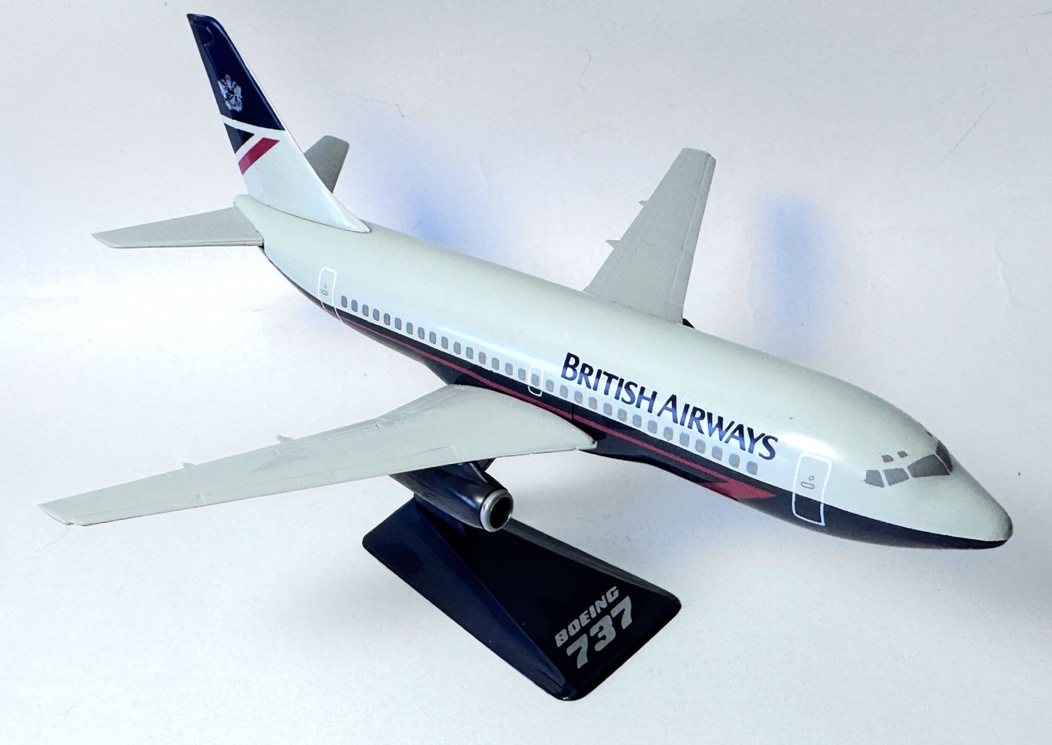 Boeing 737-200 British Airways Landor Wooster Collectors Model Scale 1 180
