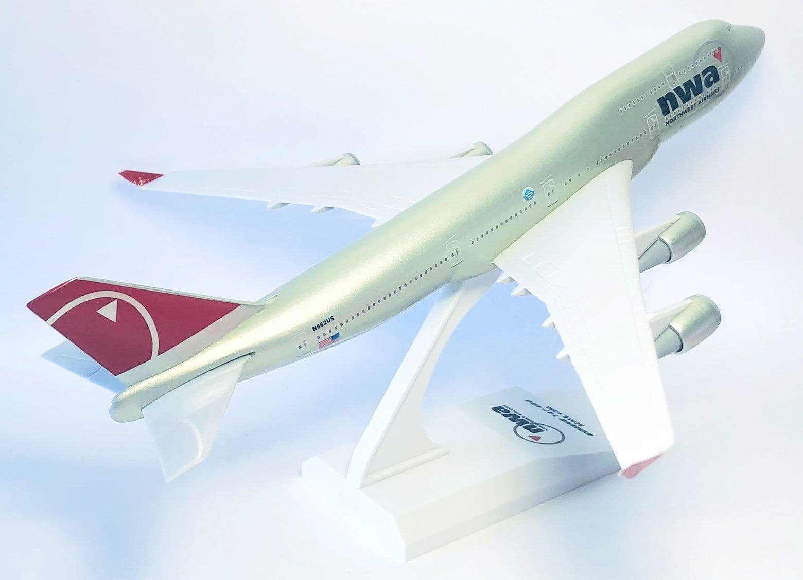 Boeing 747-400 Northwest Airlines Skymarks Collectors Model Scale 1 250 EJ