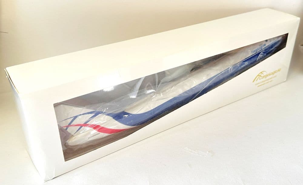 Boeing 747-8F Cargo Logic Air Premium Lupa Collectors Model Scale 1 200 ...