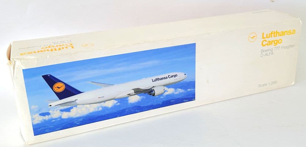 Boeing 777-200F Lufthansa Cargo Premium Hogan Collectors Model Scale 1 200