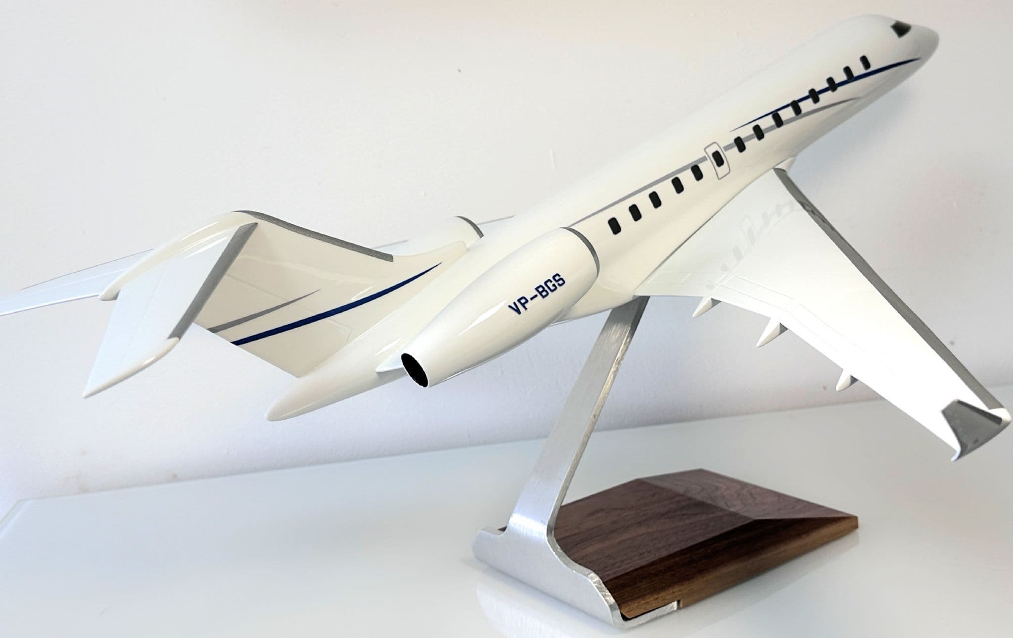 Bombardier Global Express 5000 Execujet Space Models Corporate Model ...