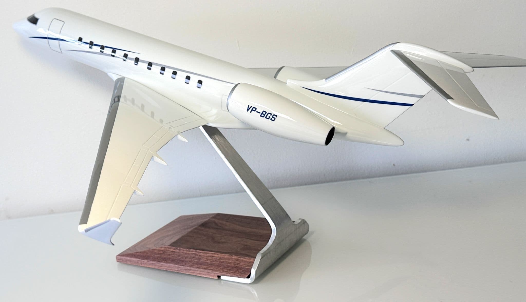 Bombardier Global Express 5000 Execujet Space Models Corporate Model ...