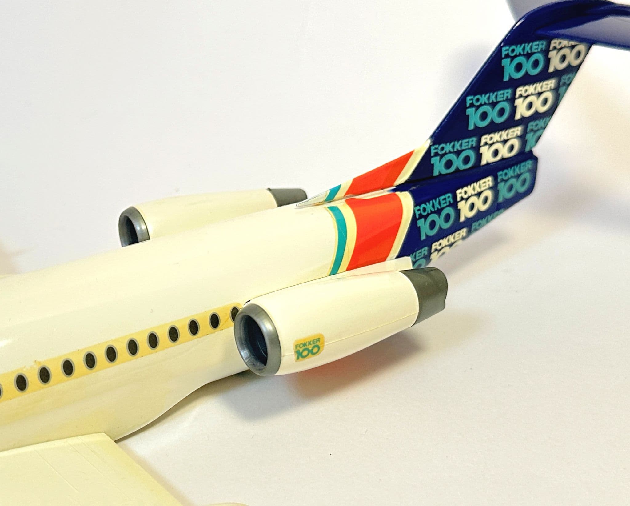 Fokker F-100 House / Demo Livery IMC - CMD Snap Fit Collectors Model ...