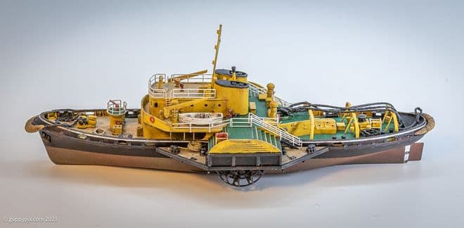 1/350th Scale Director Class Paddle Tug