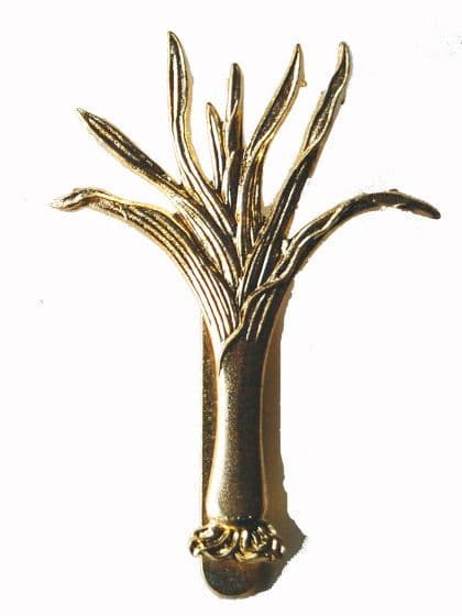 Welsh Guards OR s issue Cap / Beret Badge