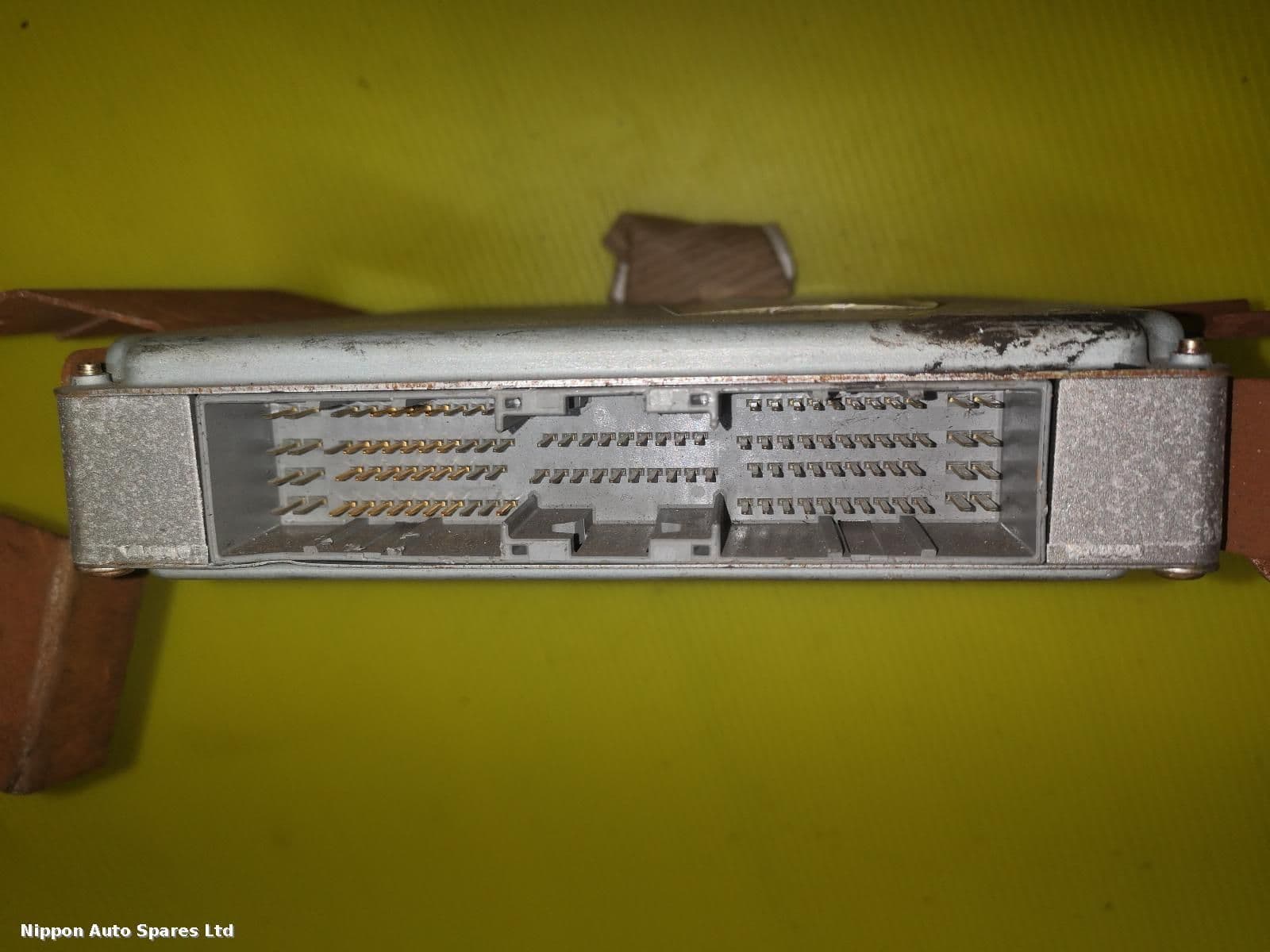 2000 NISSAN PRIMERA ECU Mk2 (P11) MEC12-050 2.0 PETROL : 27642