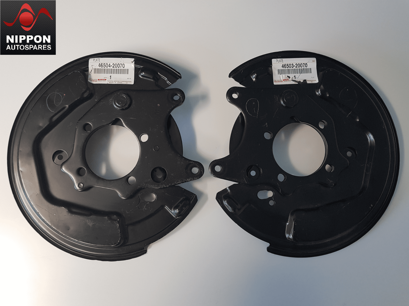 NEW GENUINE TOYOTA CELICA / MK1 PRIUS PAIR REAR LEFT & RIGHT BRAKE PLATES
