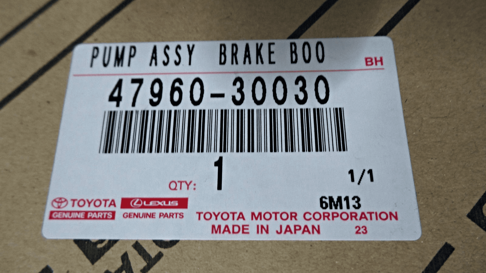 NEW GENUINE TOYOTA LANDCRUISER BRAKE BOOSTER PUMP 47960-30030