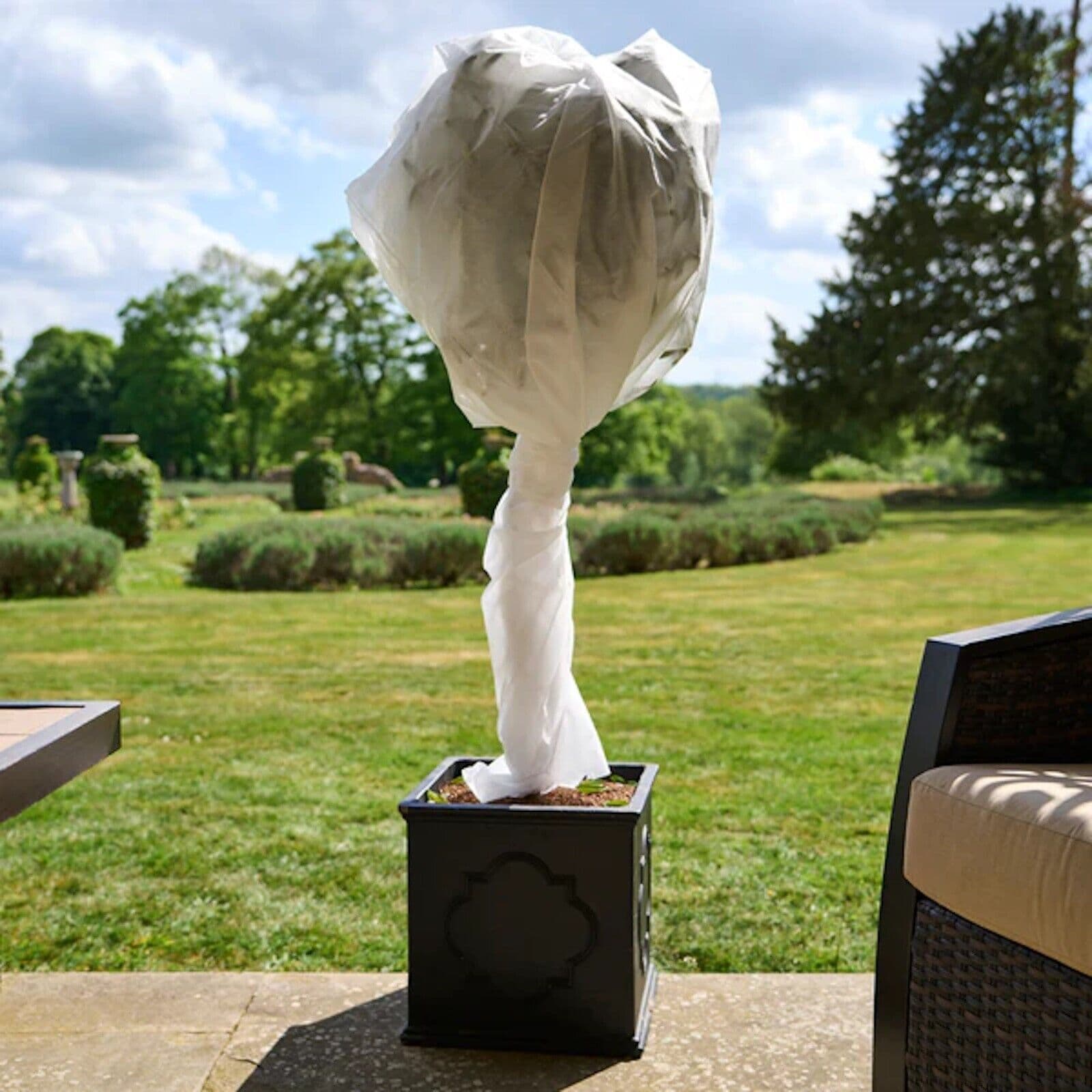 Garden Fleece 2m 50 m Heavy-Duty 35 gsm UV-Stabilised Crop Protection ...