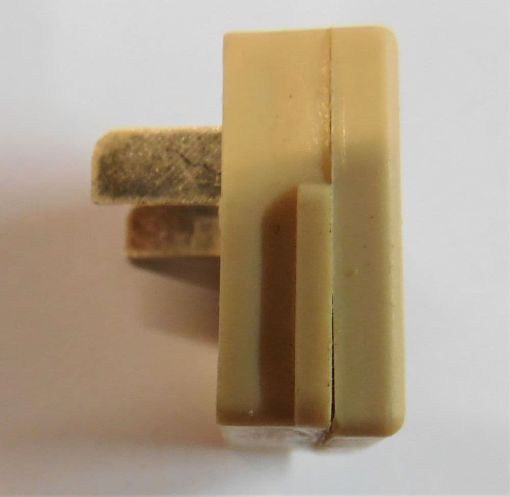 12V Caravan motorhome 2 pin plug