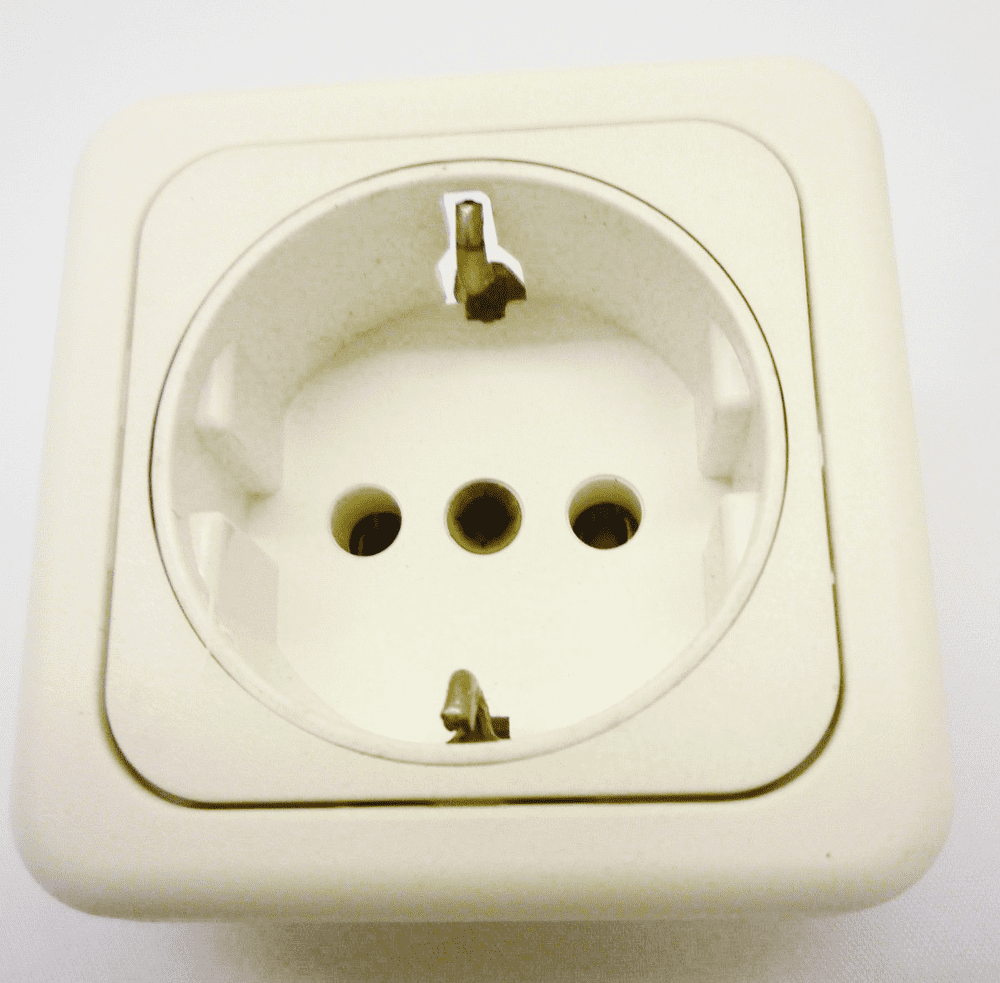 12V SOCKET 2 PIN CONTINENTAL