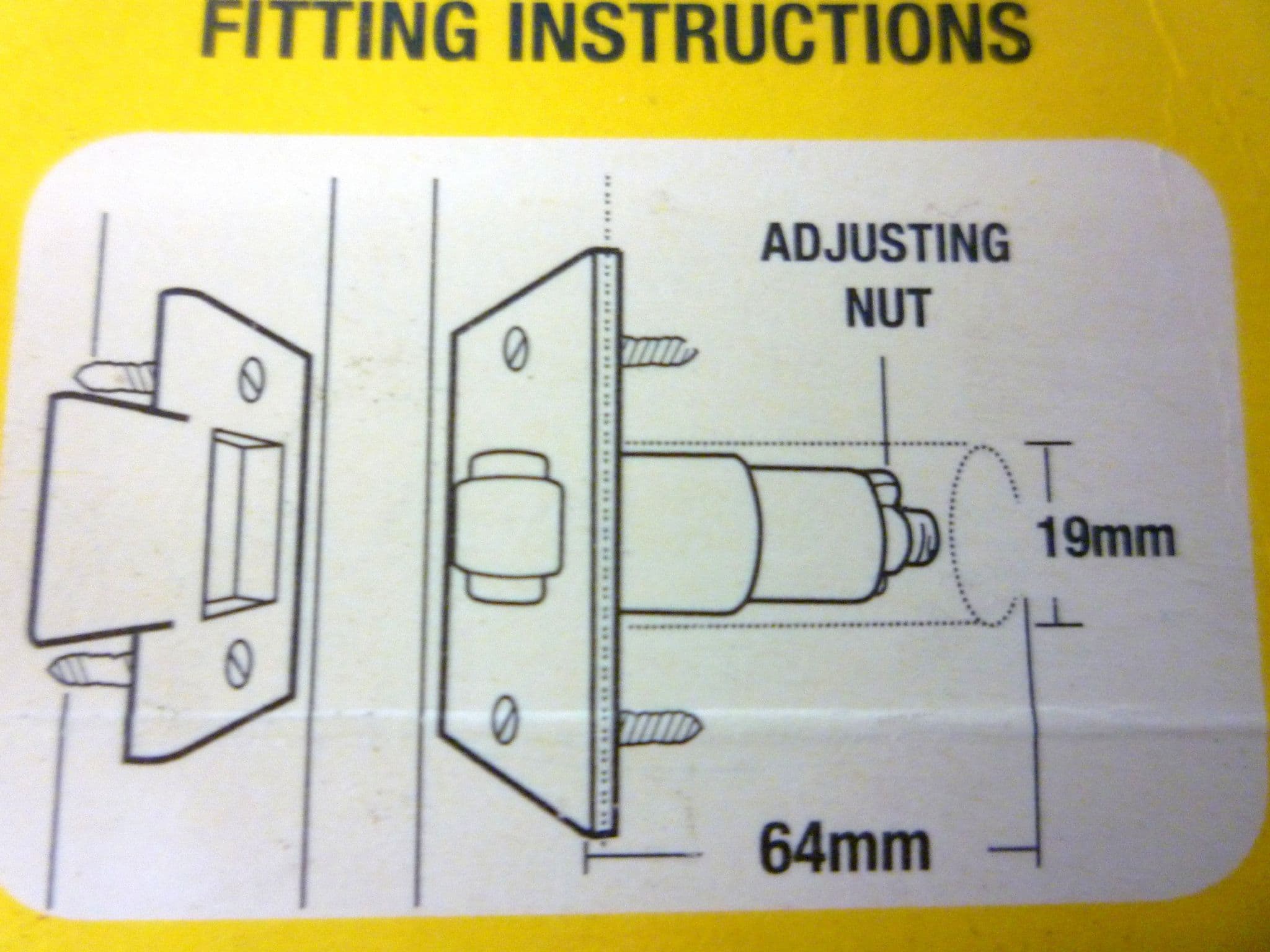 Adjustable door catch 19mm