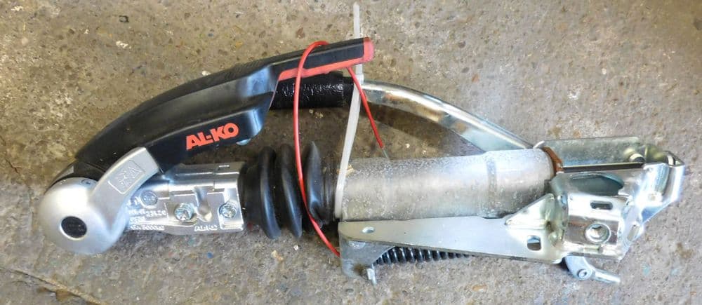 AL-KO Caravan hitch and damper
