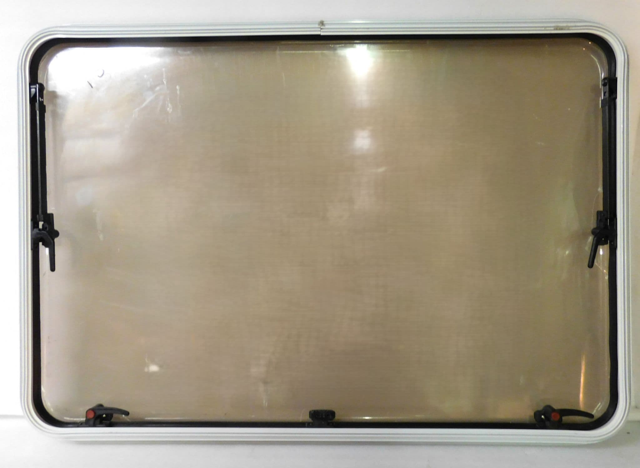 AUTOSLEEPER Parapress window 1040mm x 715mm