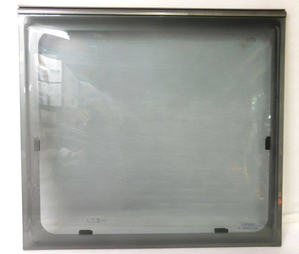BAILEY SENATOR Polyplastic caravan centre window G2