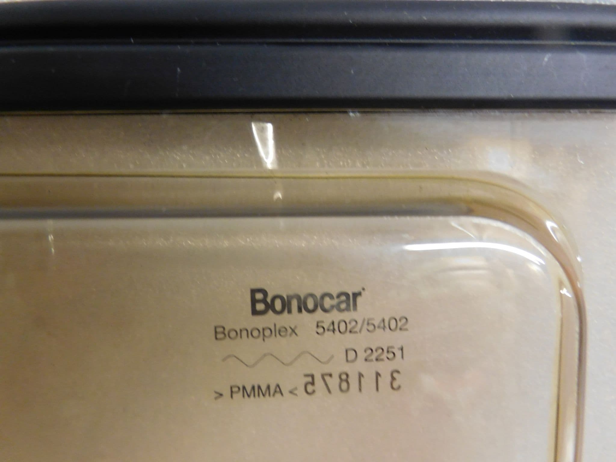 BONOCAR caravan motorhome window glass