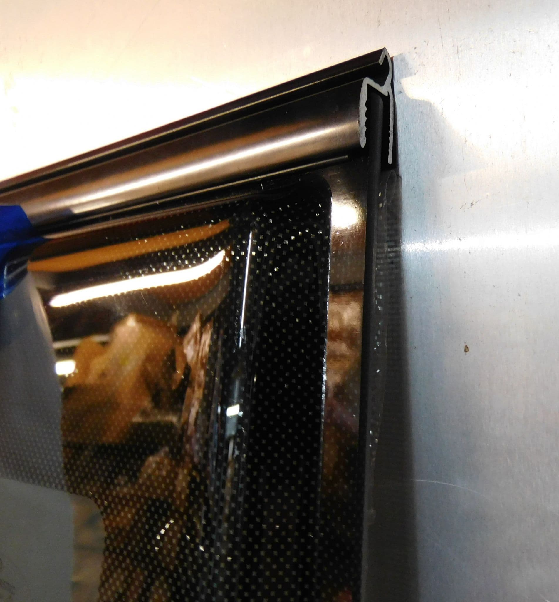 BUCCANEER Caravan front centre window