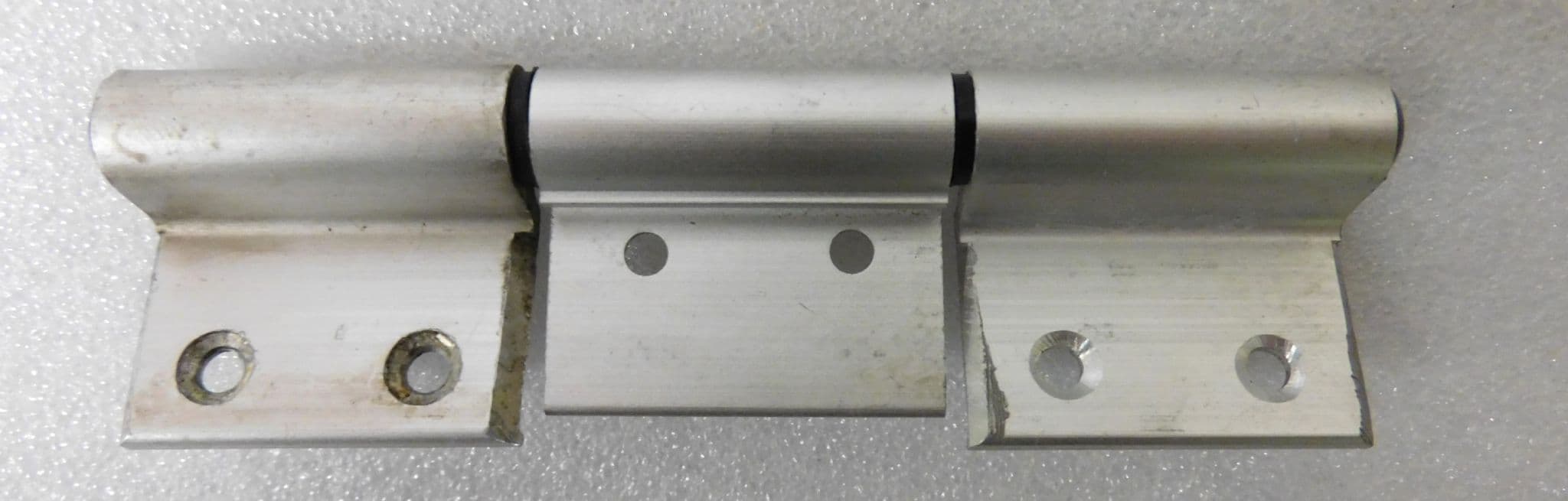 Camper caravan door hinge external