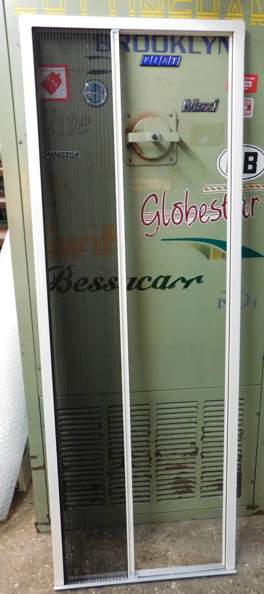 Caravan door net / mesh flyscreen