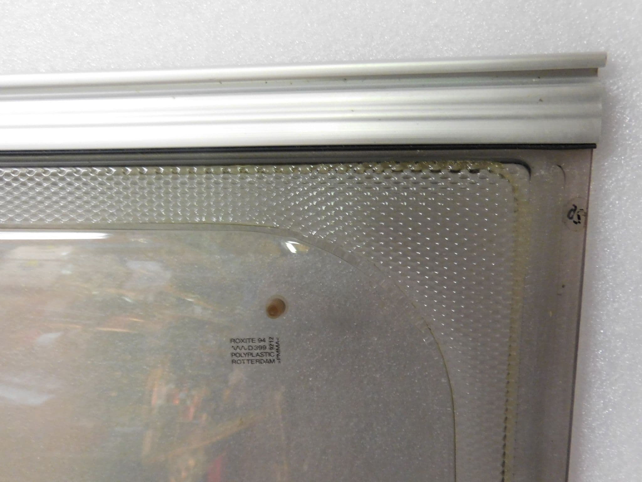 CARAVAN window polyplastic
