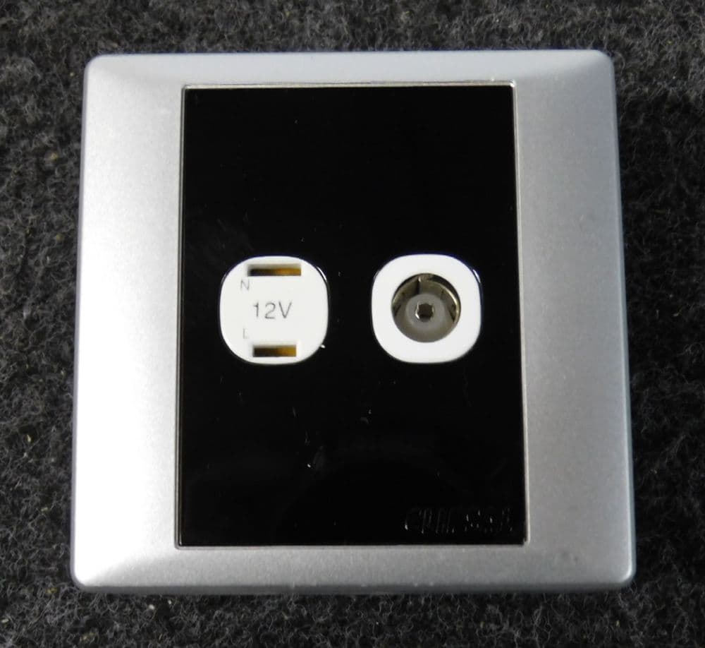 CLIPSAL Electrical polarized 2 pin12v & co-axial socket chrome