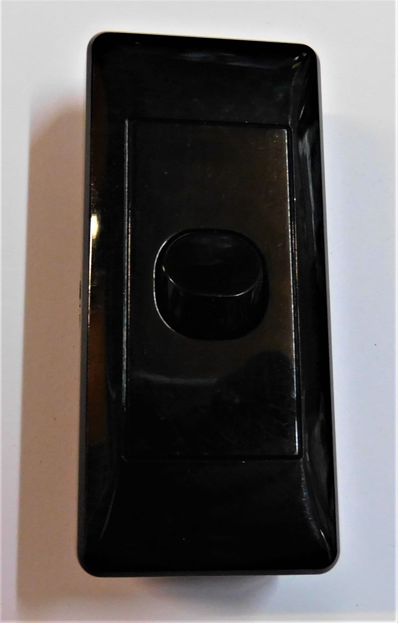 Clipsal Electrics 12v single architrave switch