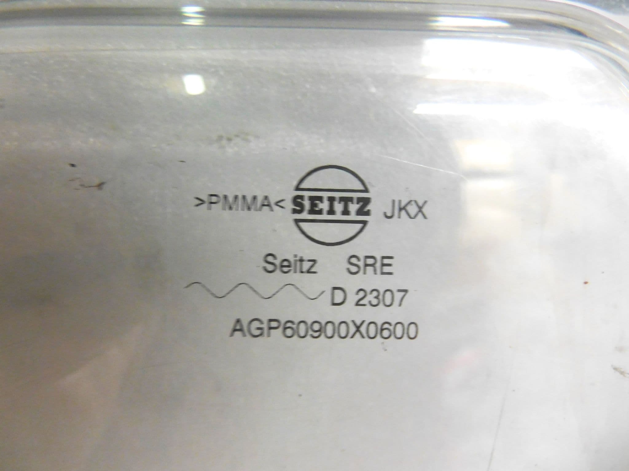 Coachman caravan Dometic Seitz window glass 900 x 600mm