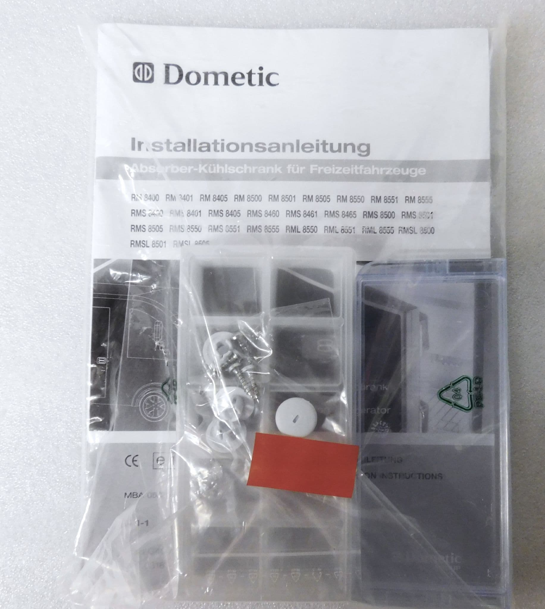 Dometic 8 series fridge instruction/installation booklet
