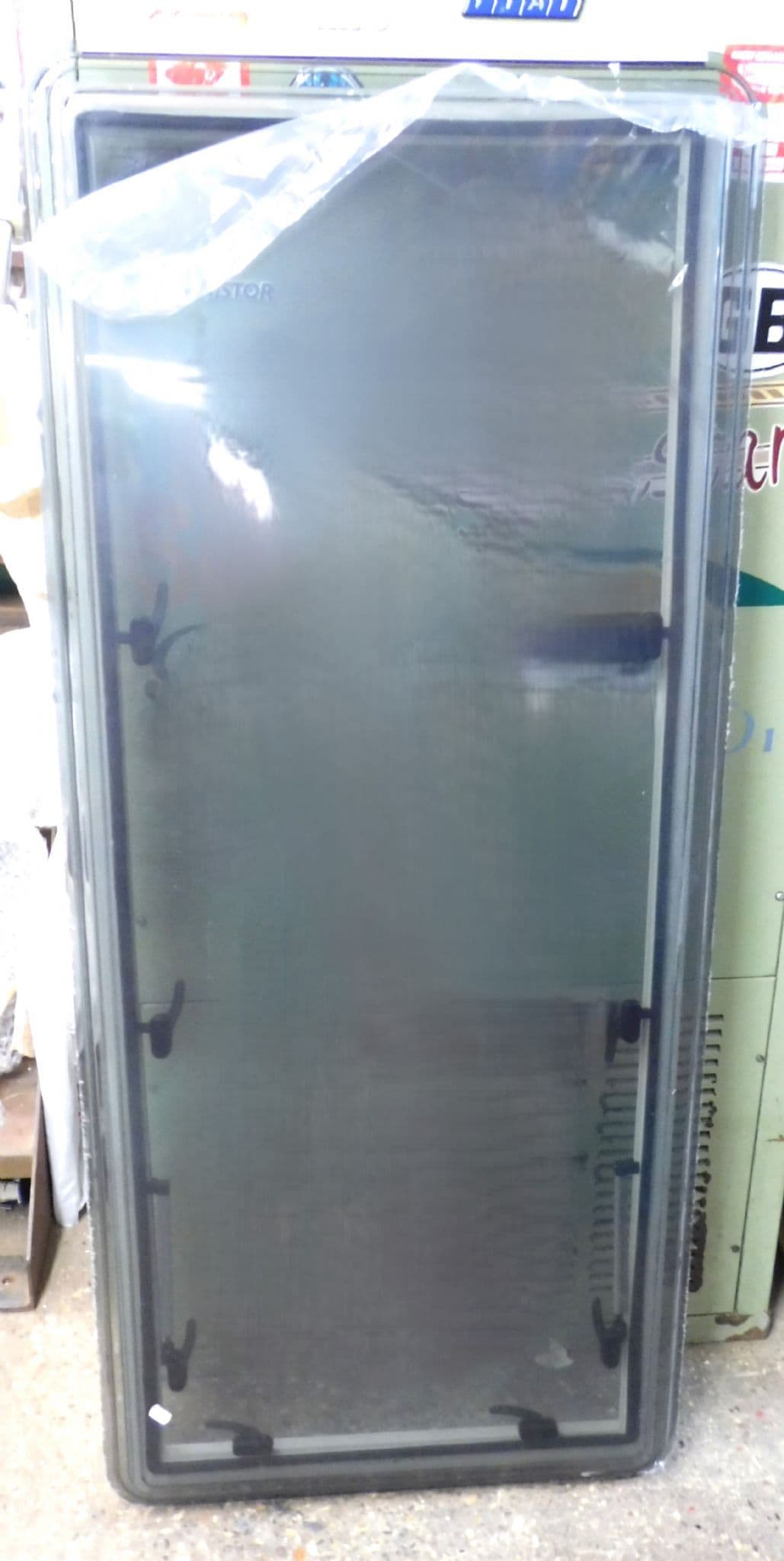 DOMETIC CARAVAN rooflight / skylight/ 600 x 1500mm