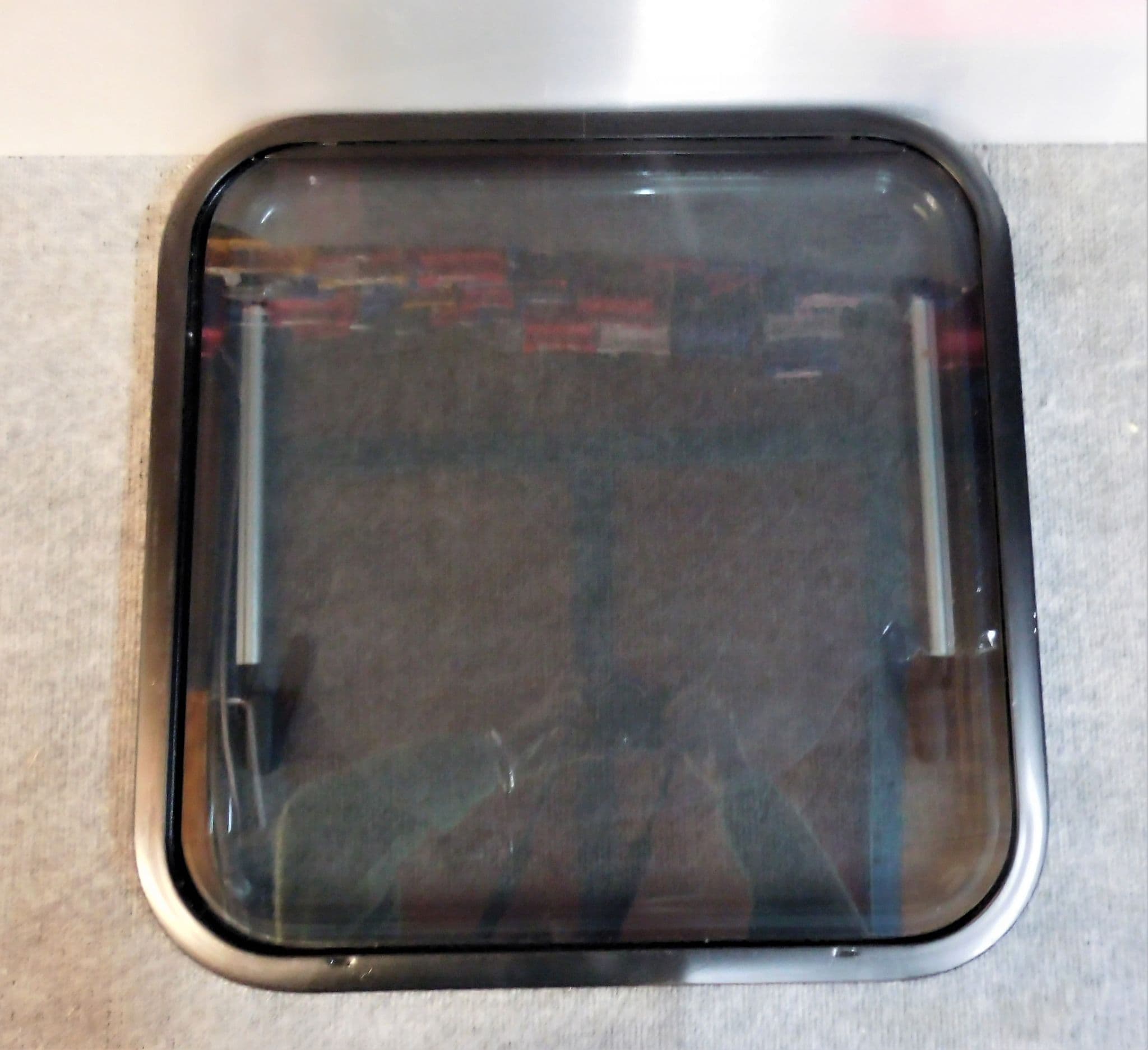 Dometic Motorhome campervan push open window 510 X 510