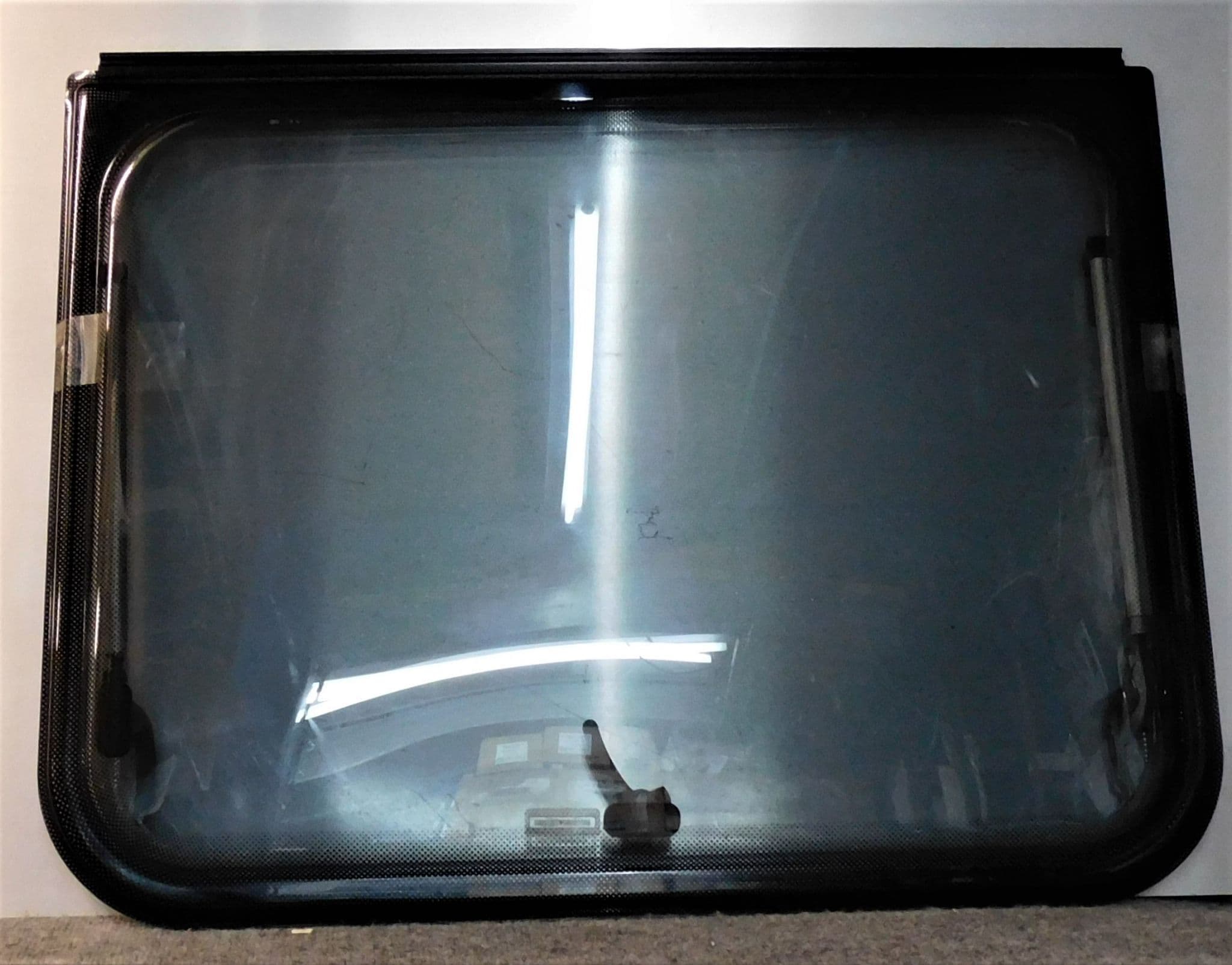 DOMETIC Seitz caravan motorhome window 700 x 520 G2