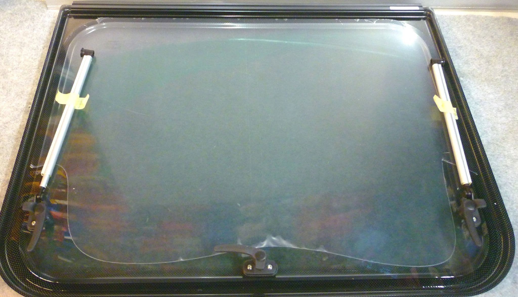 Dometic seitz caravan motorhome window MC6010700X0520