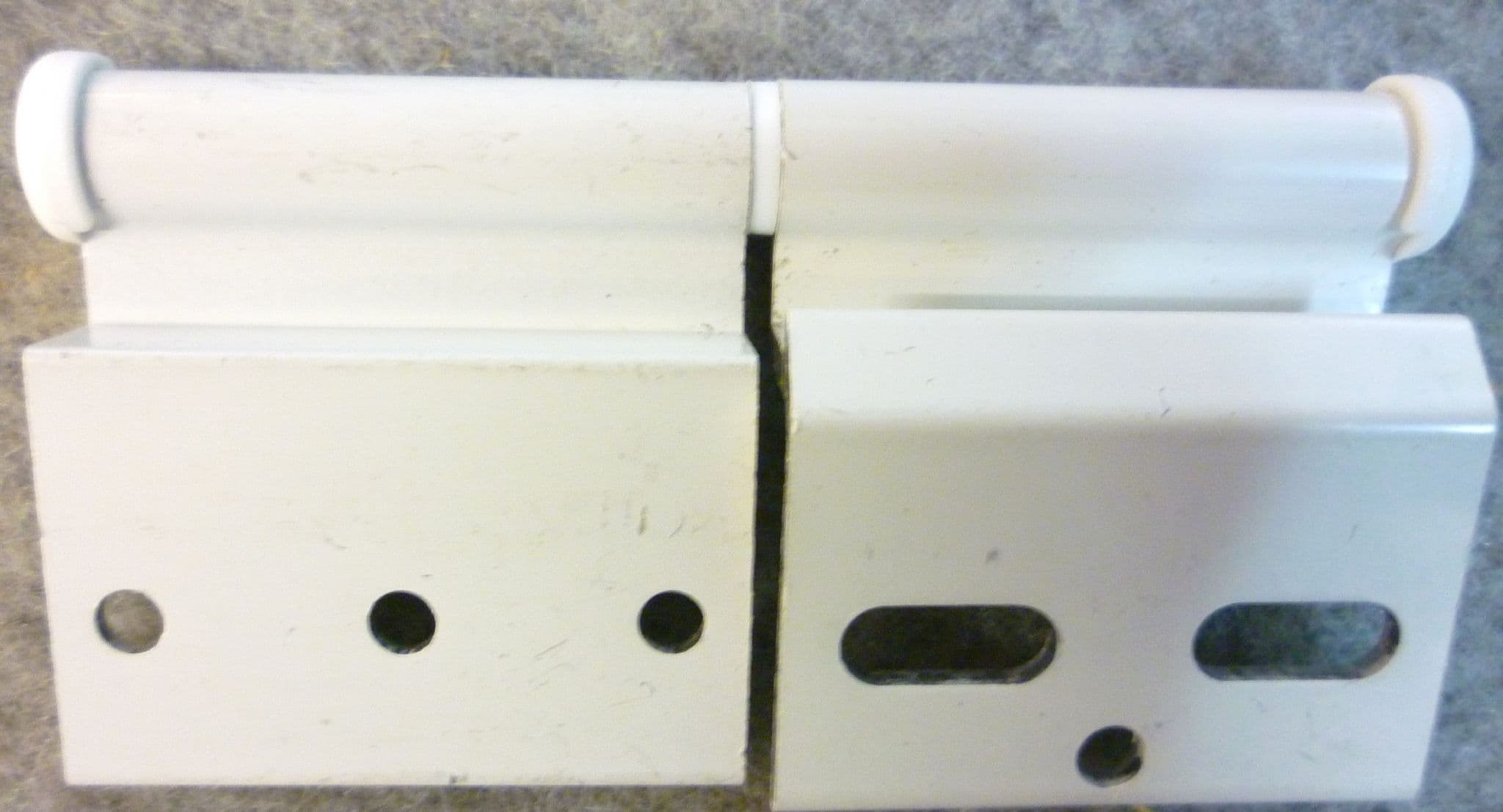 ELLBEE White Static caravan door hinge right hand D124W