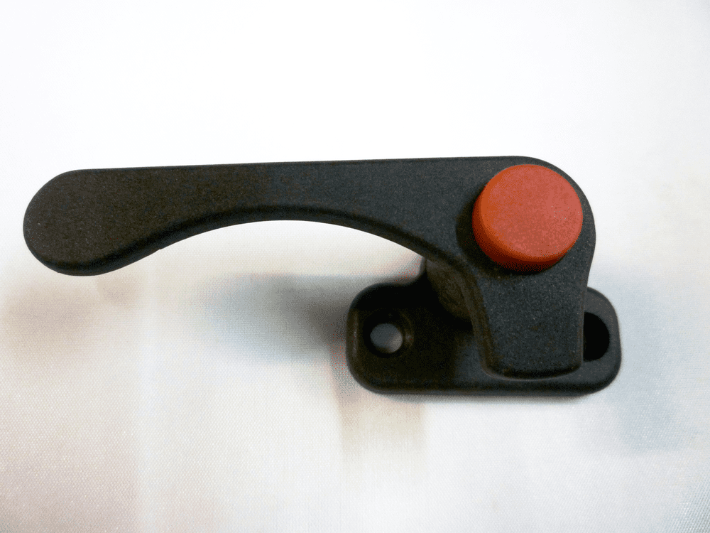 LEFT HAND CARAVAN WINDOW CATCH