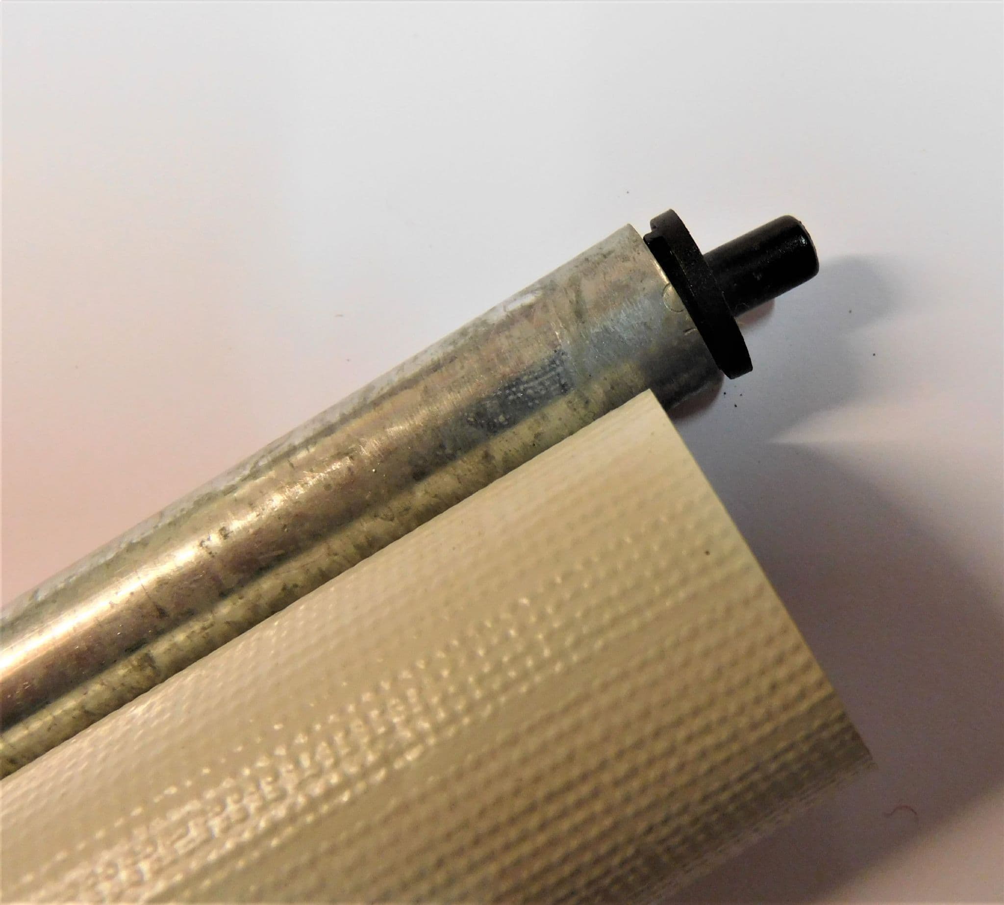 Motorhome caravan Dometic Seitz S4 window blind rod catch