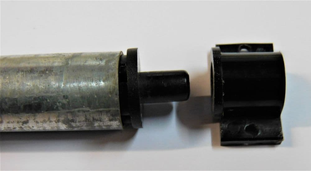 Motorhome caravan Dometic Seitz S4 window blind rod catch